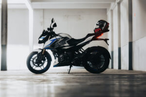 Rouser N250 – Bajaj